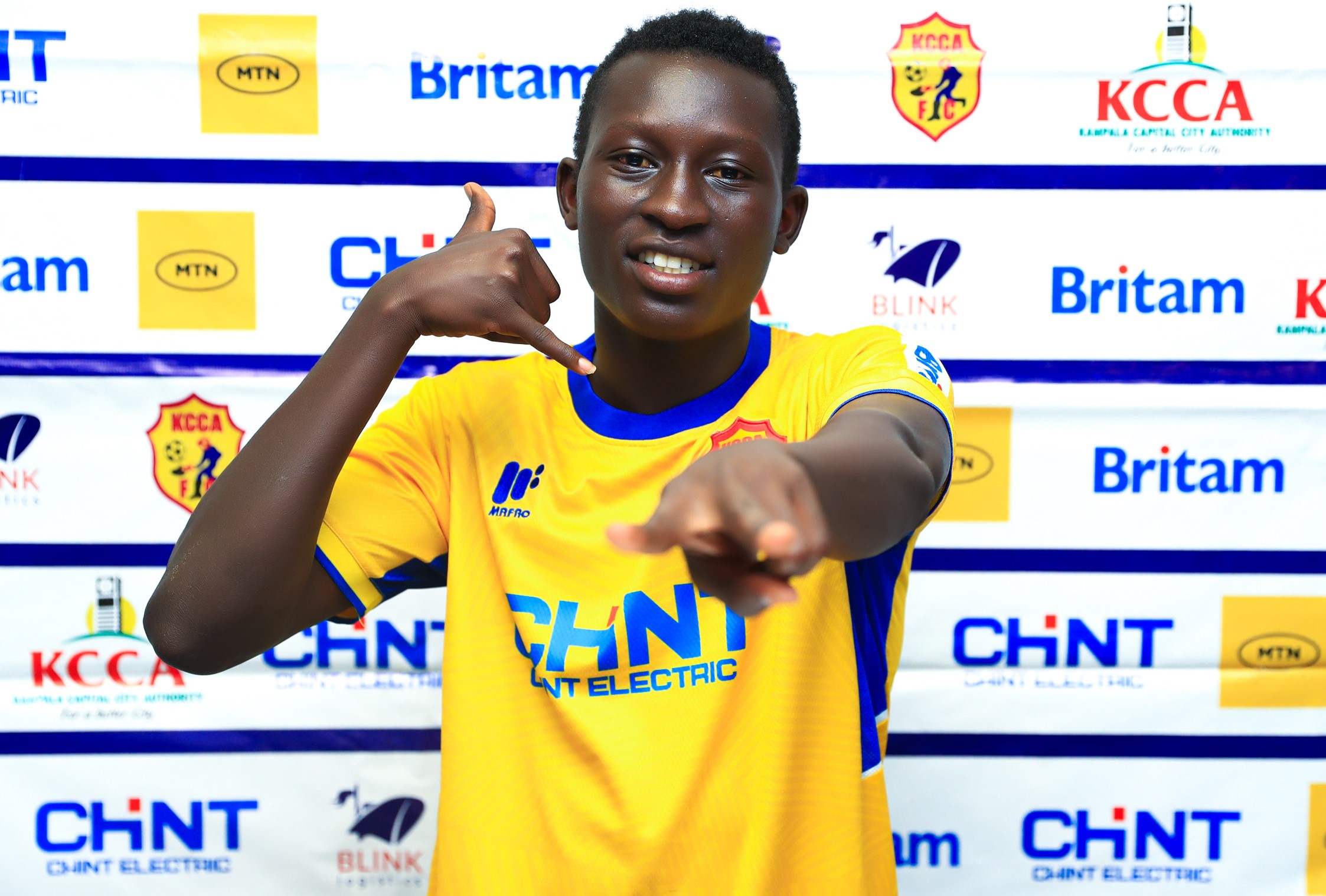 TRANSFER | Teenager Hassan Mubiru signs 5 years contract with KCCA FC ...