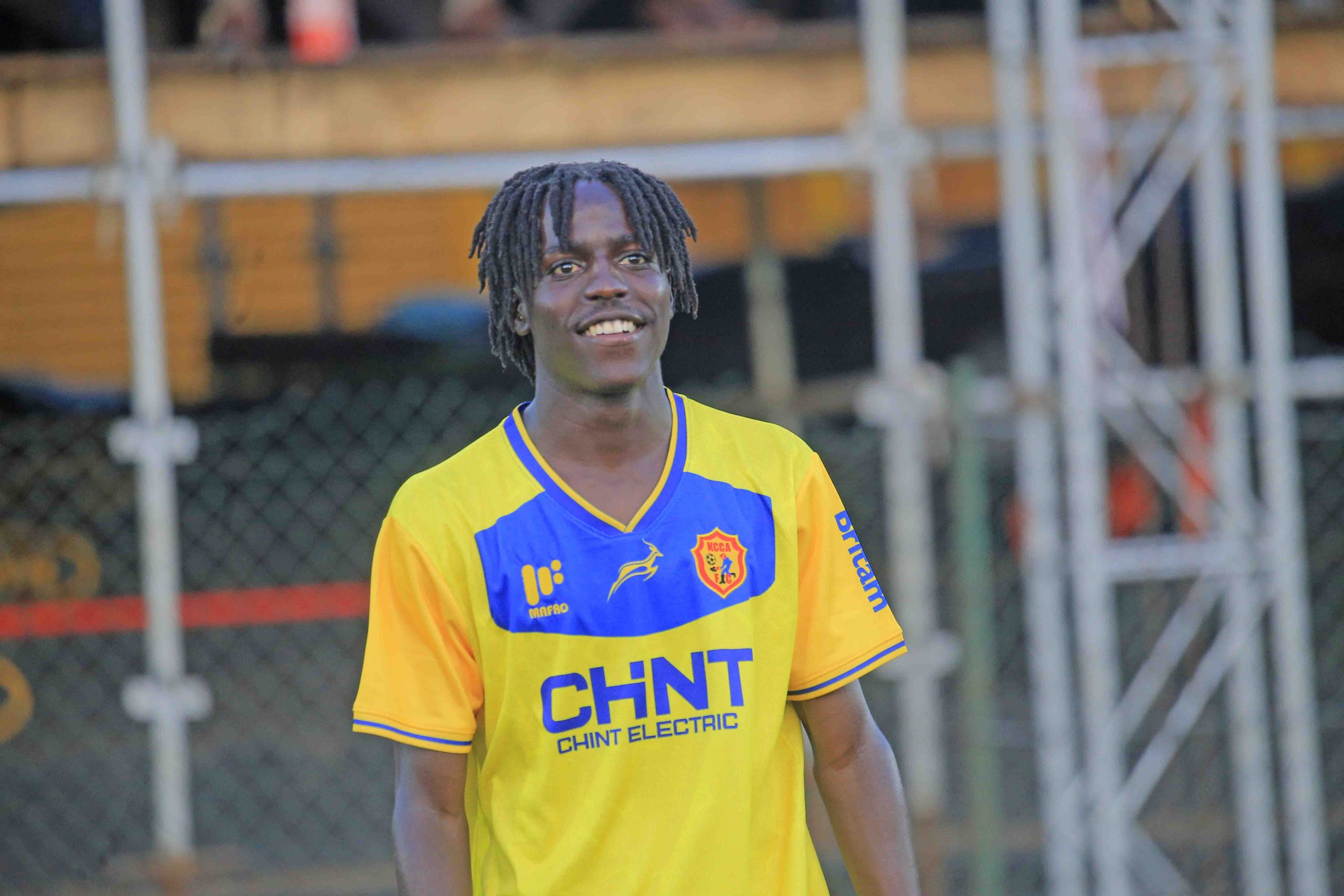 New Signing | Sammy Ssebaduka puts pen to paper - KCCA FC